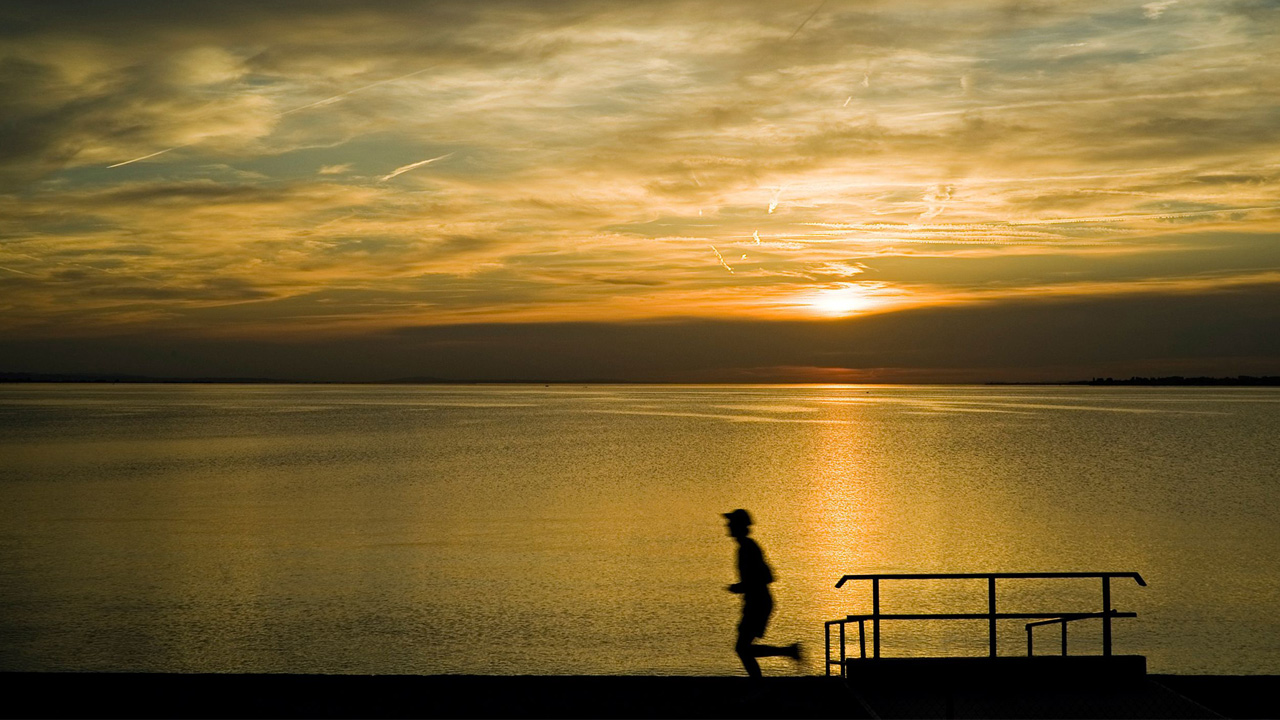 Why I Love Running at Night