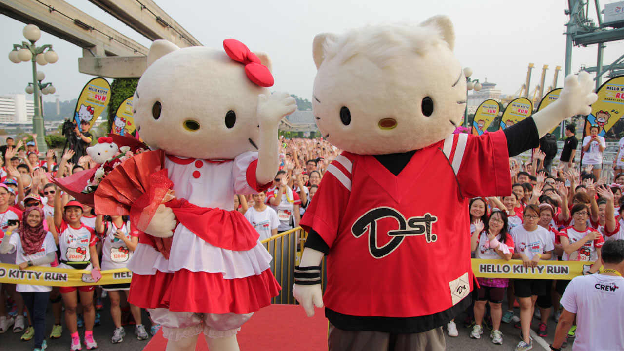 Hello Kitty Night Run Singapore: Celebrate Christmas with Hello Kitty