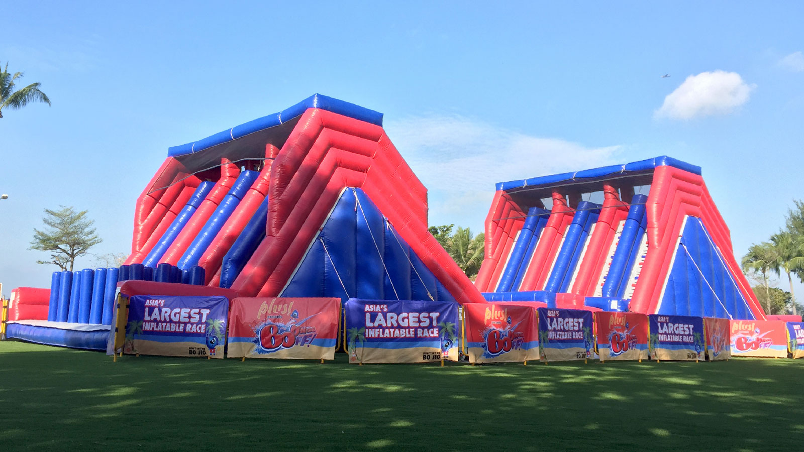 BounceOFF!: Long Awaited Bouncing Obstacles Race in Singapore