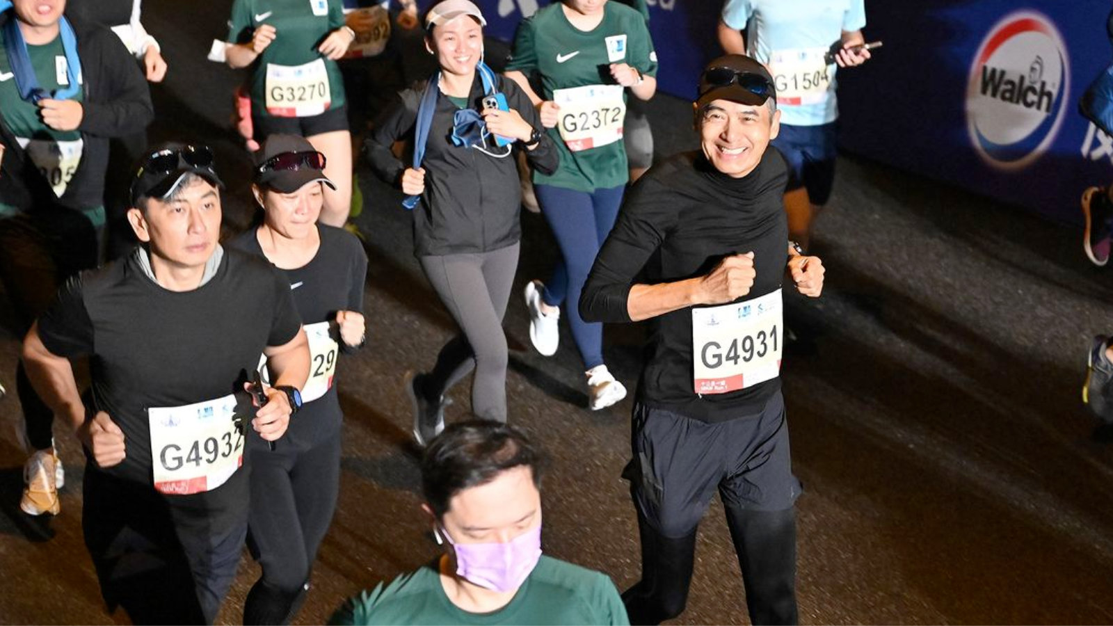 Chow Yun Fat, 67, completes 10km race in 1 hour at Standard Chartered ...