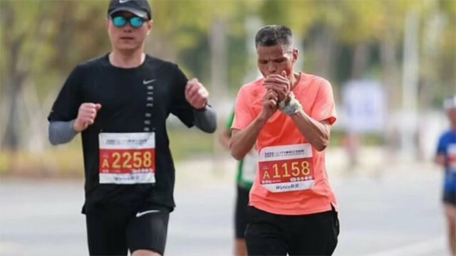 Chain-Smoking Marathoner: The Incredible Tale of Smoking on the Run