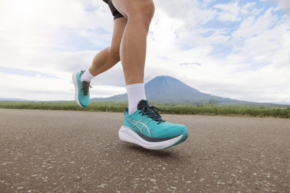ASICS GEL-NIMBUS™ 27: A New Benchmark in Running Comfort